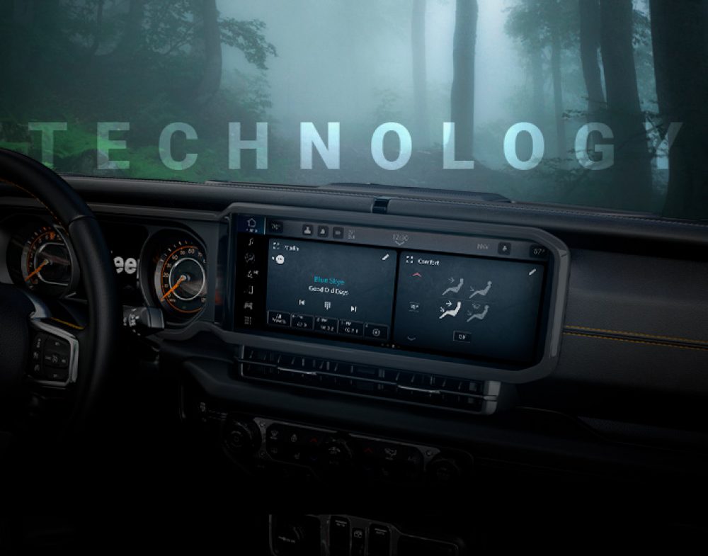 Jeep® Wrangler Technology - Navigation, Touchscreens, & Safety Features